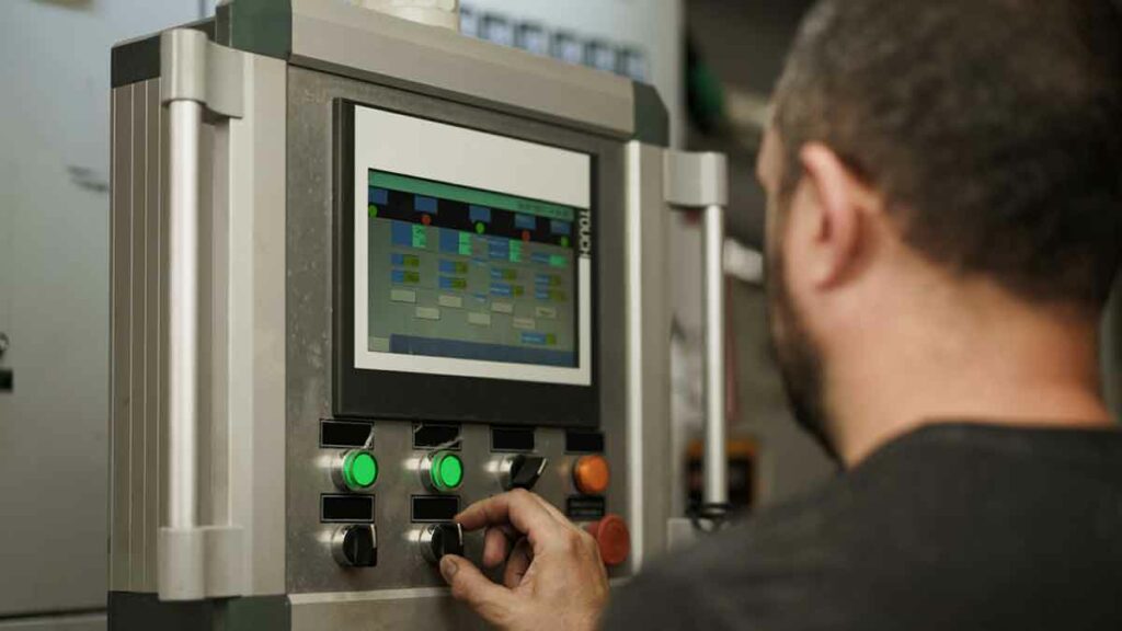 How IoT Works In the Manufacturing Industry - 4i Platform blog